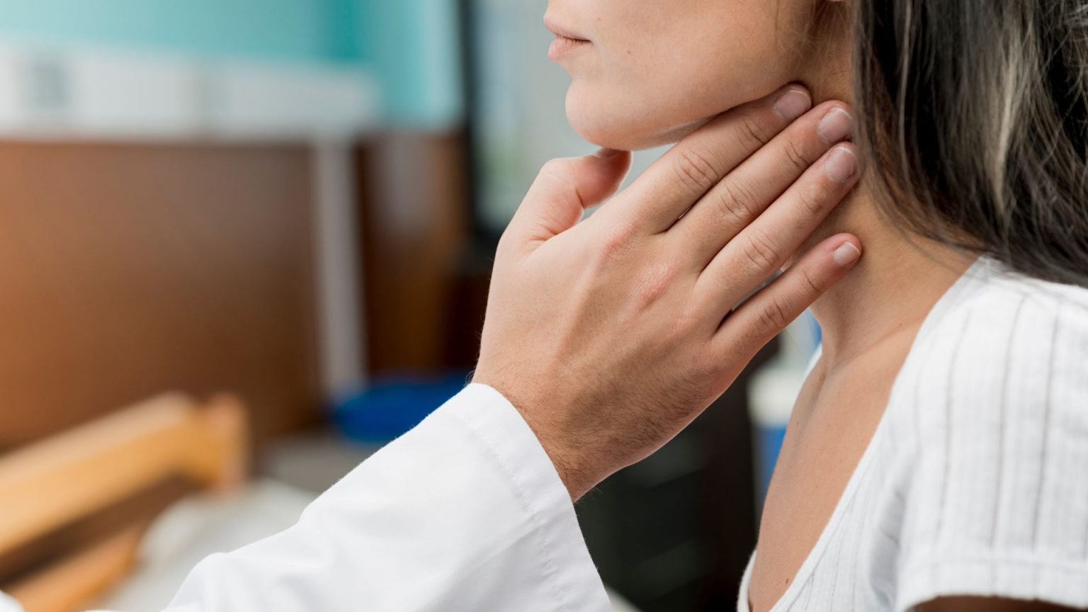 Tumor Jinak Parotis: Gejala, Mencegah dan Mengobati - Primaya Hospital